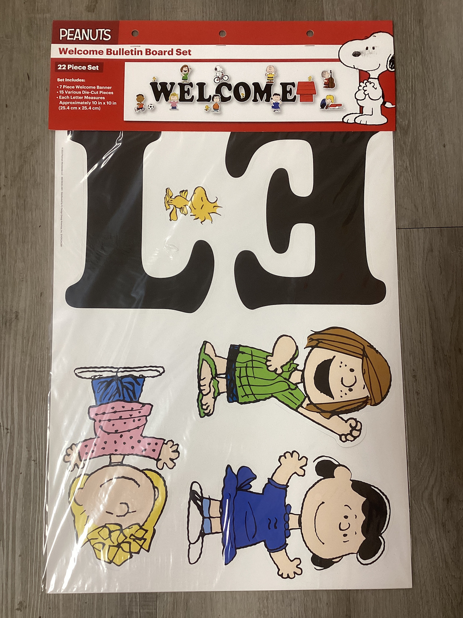 Peanuts Welcome Bulletin Board - School Spot