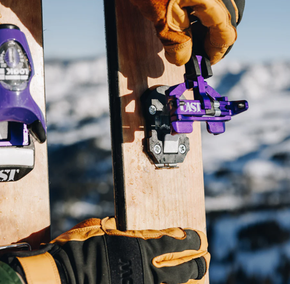 Cast Touring Binding Freetour 2.0 Pivot 18 - FanatykCo Ski & Cycle