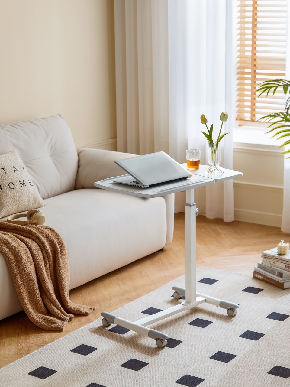 Bureau avec tablette ajustable Blanc sur roulette - TIKI