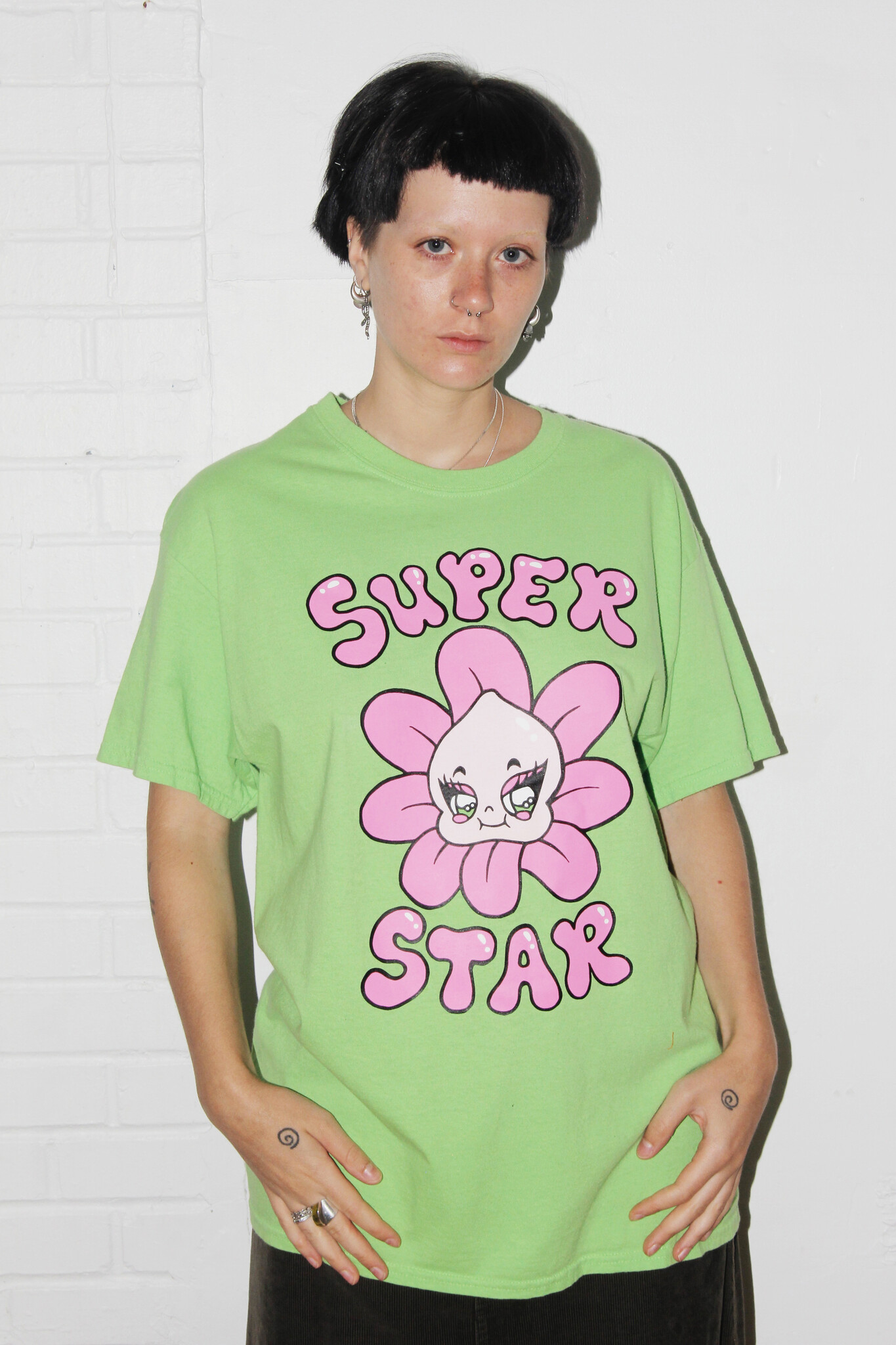 Studio Citizen x Sisi Superstar Super Star Green Tee #4 L - CITIZEN VINTAGE