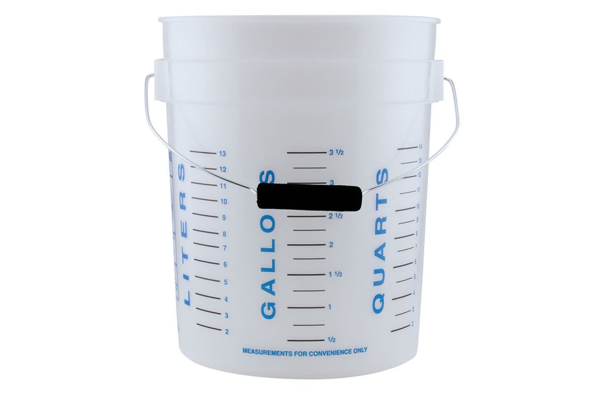 Graduated Measuring Bucket 5 Gallon - HomeGrow'N Grow Shop