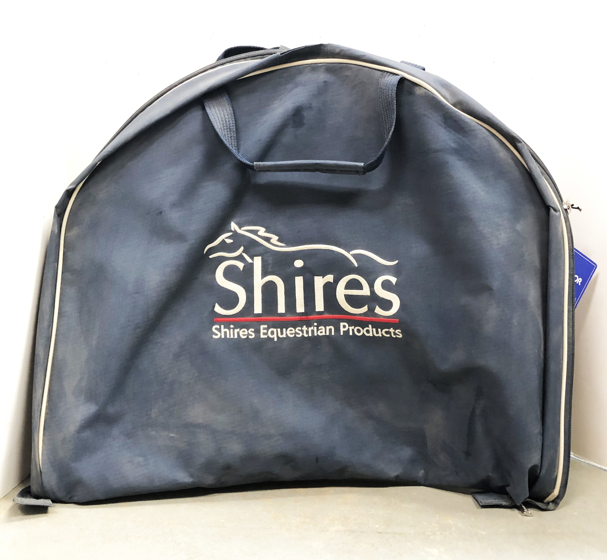 Shires Garment Bag - Stick and Stone Tack Shop