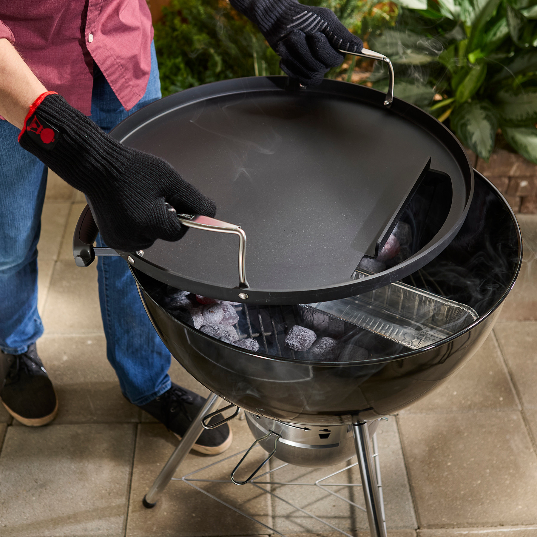 Rust-Resistant 22" Round Griddle Insert - Saskatoon Barbecues & More