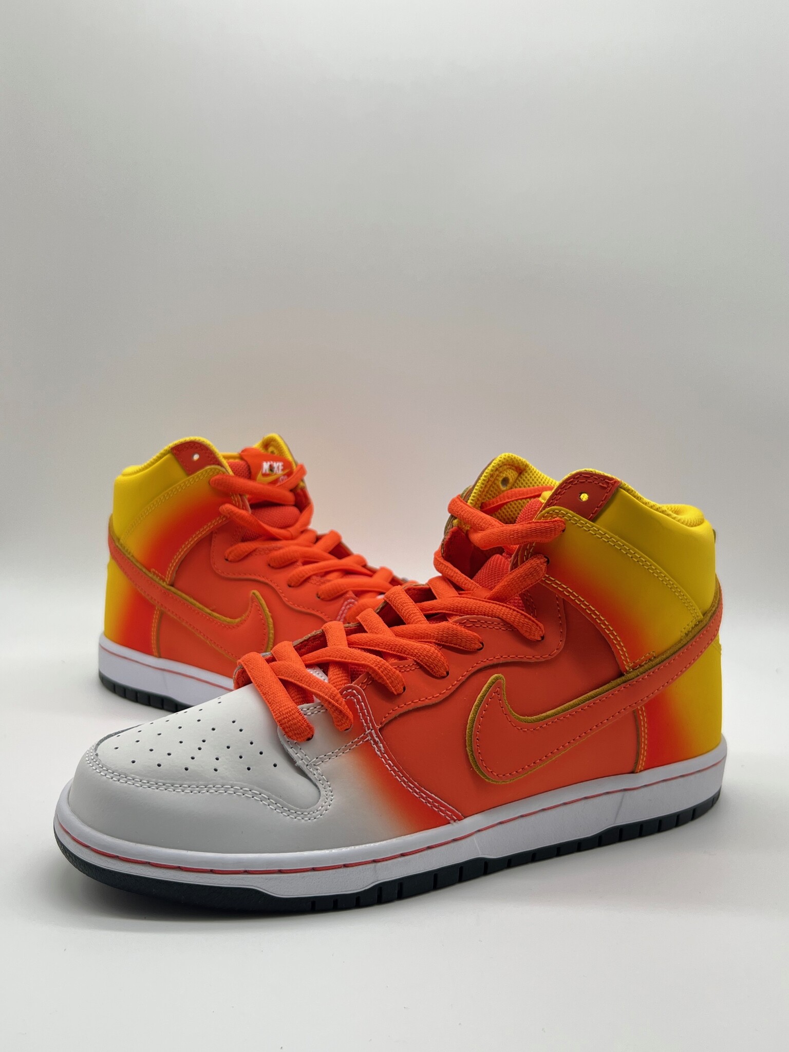Nike SB Dunk Sweet Tooth Candy Corn - Diverse Sole
