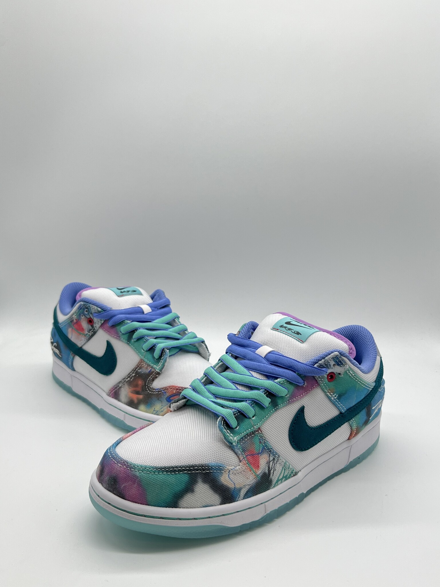 Nike SB Dunk Low Futura Laboratories Bleached Aqua - Diverse Sole