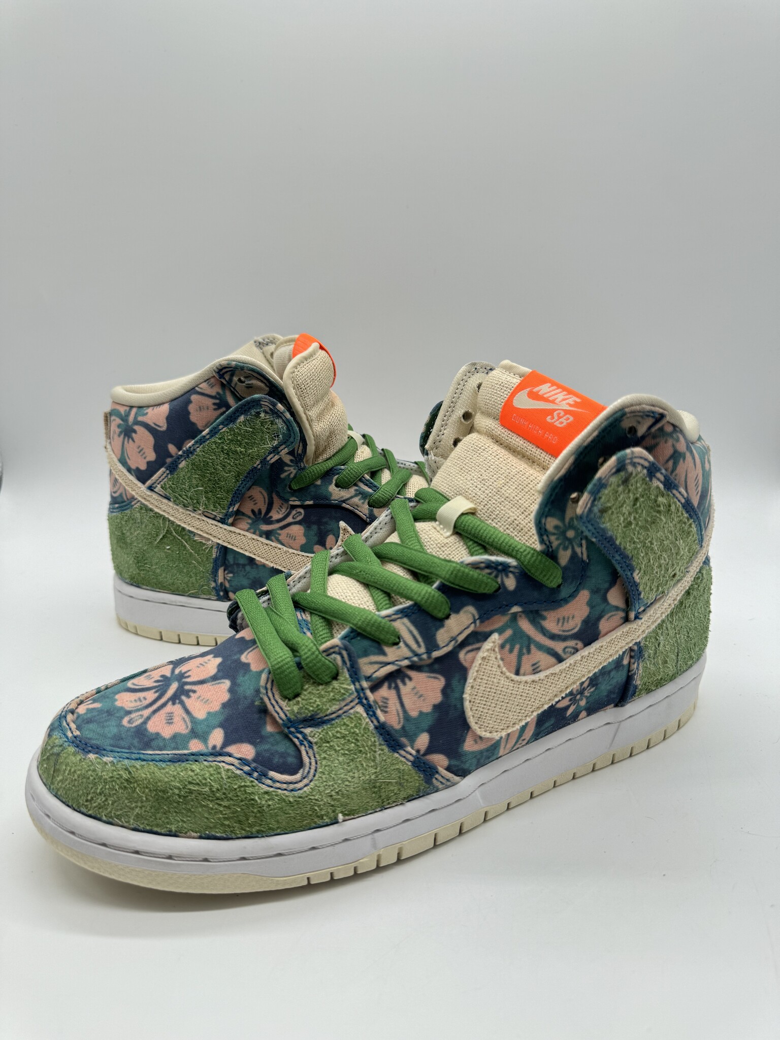 Nike SB Dunk High Hawaii - Diverse Sole