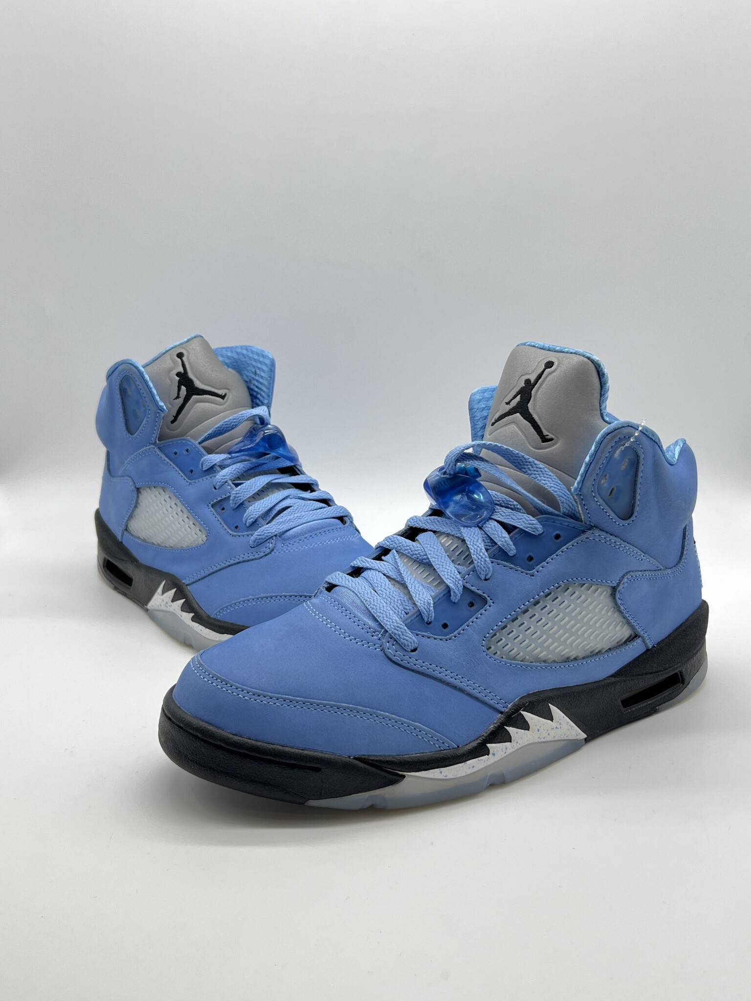 Jordan 5 Retro UNC University Blue - Diverse Sole