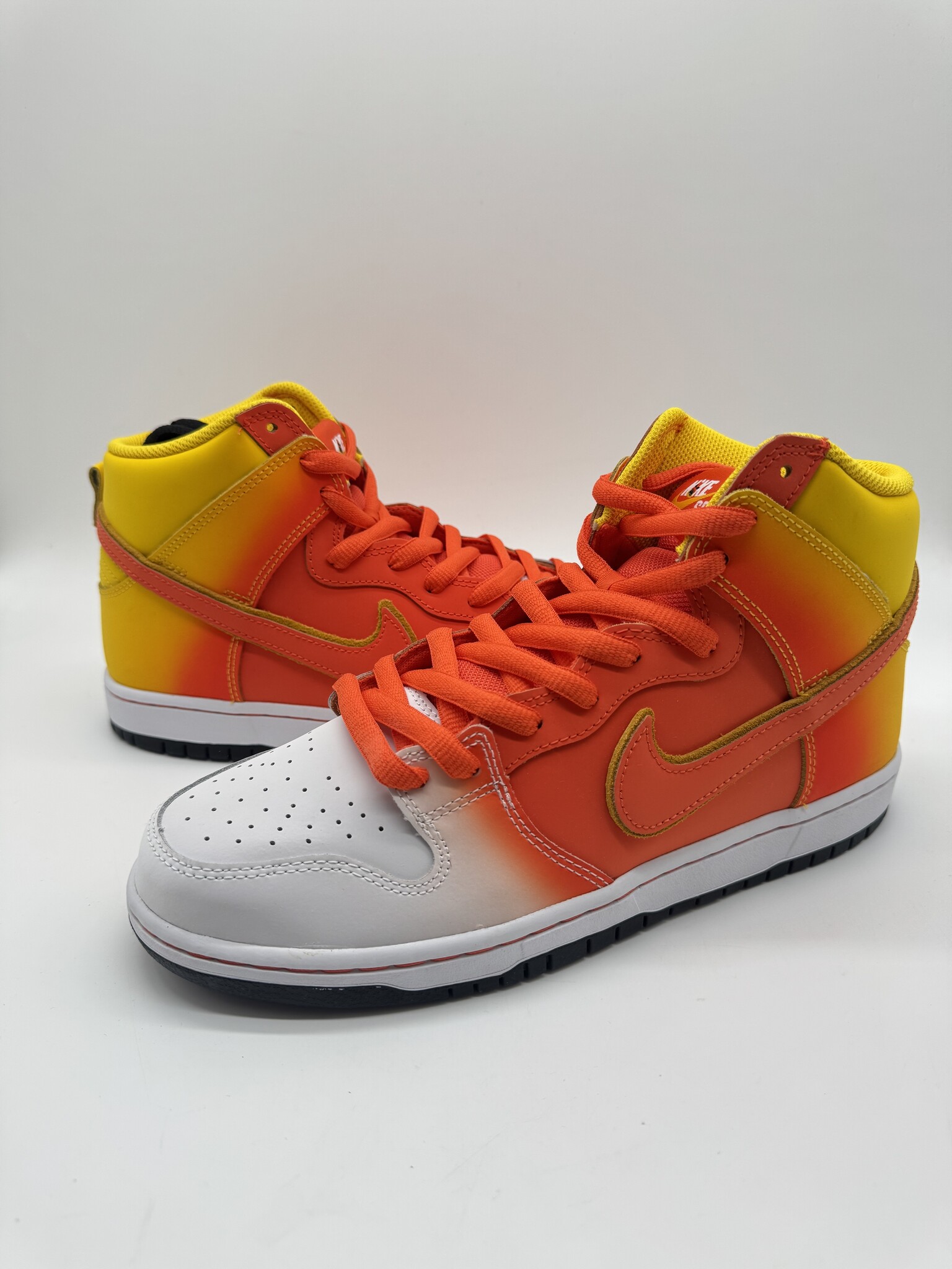 Nike SB Dunk High Sweet Tooth Candy Corn - Diverse Sole