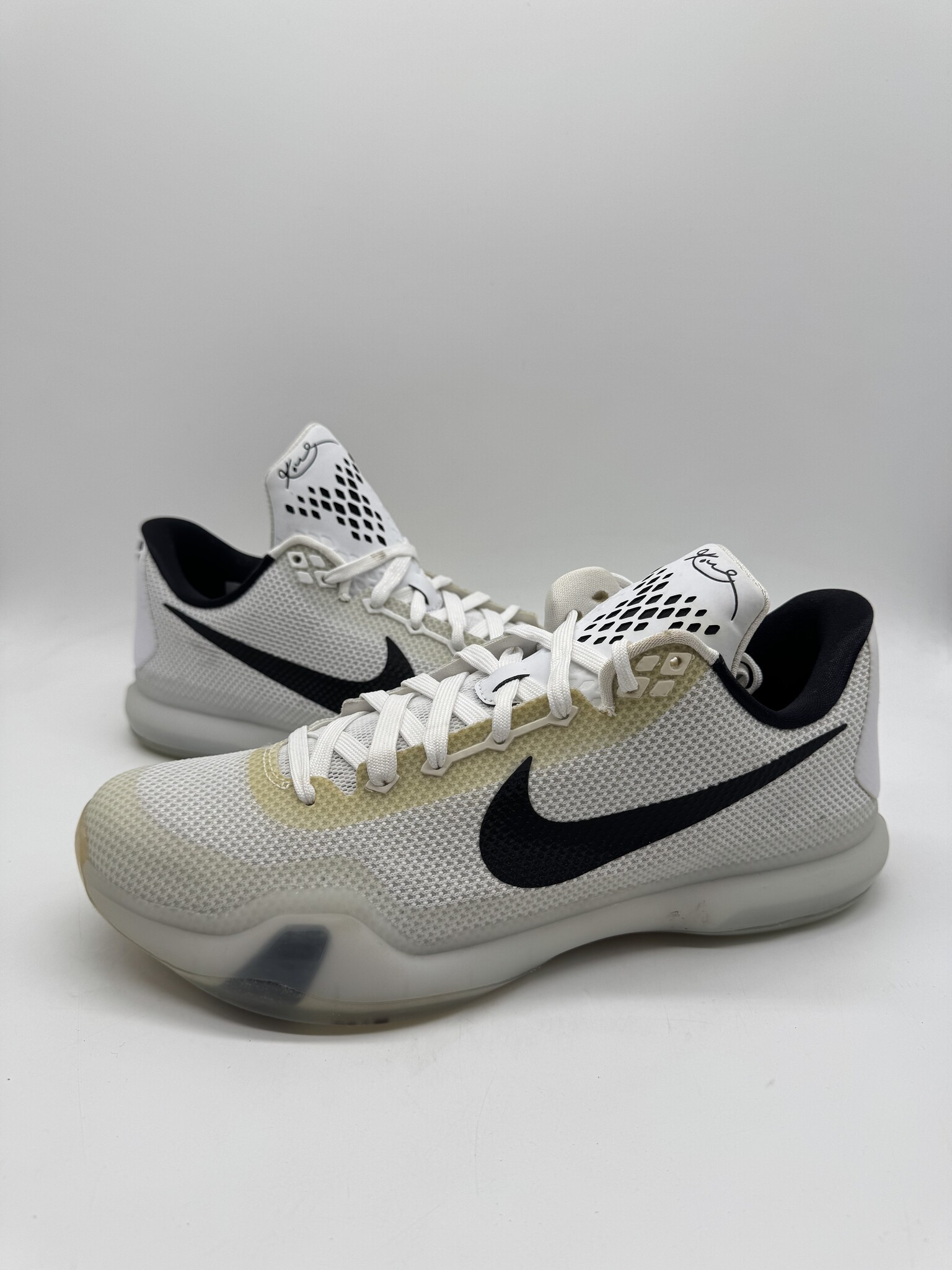 Nike Kobe 10 Fundamentals - Diverse Sole