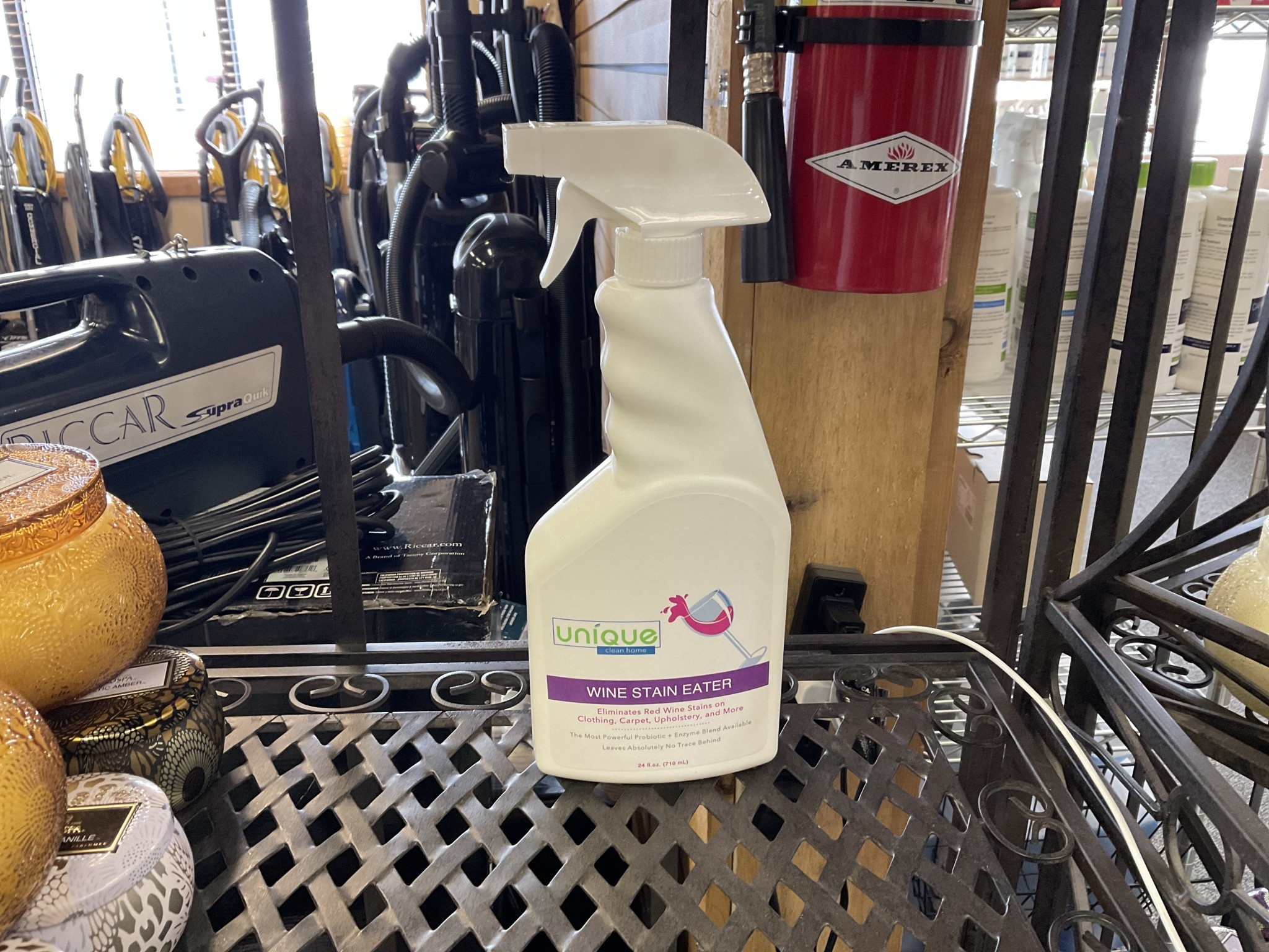 UniQue Wine Stain Eater 24 oz - Ripleys Vacuum Center