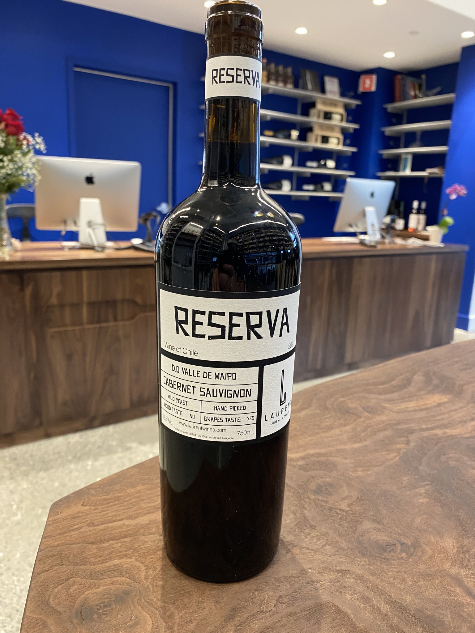 Laurent Family Vineyard Cabernet Sauvignon Reserve Valle del Maipo 2021 ...