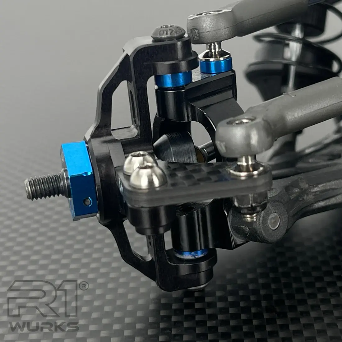 R1900036 R1 B74 Steering Block Set, Aluminum - Hobby Action Chandler