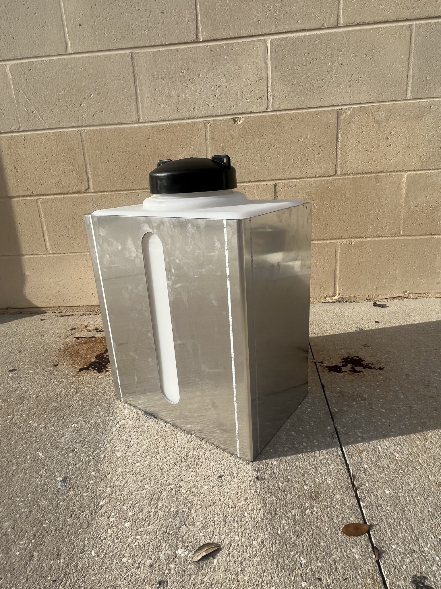 7 Gallon Soap Tank Bracket - (855) C3-SKIDS