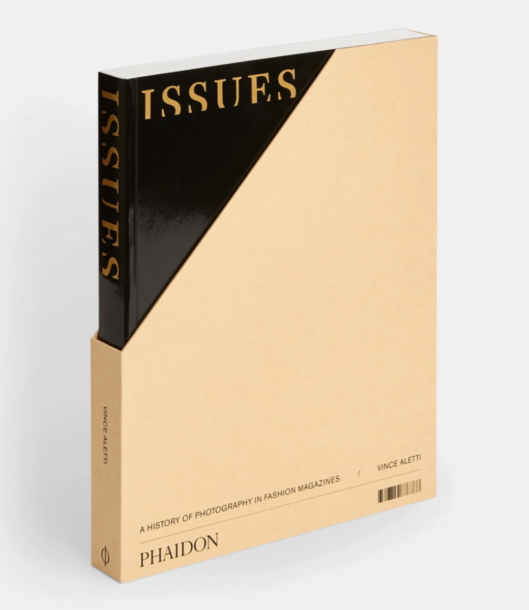 Issues: A History of Photography in Fashion Magazines - Peepa's