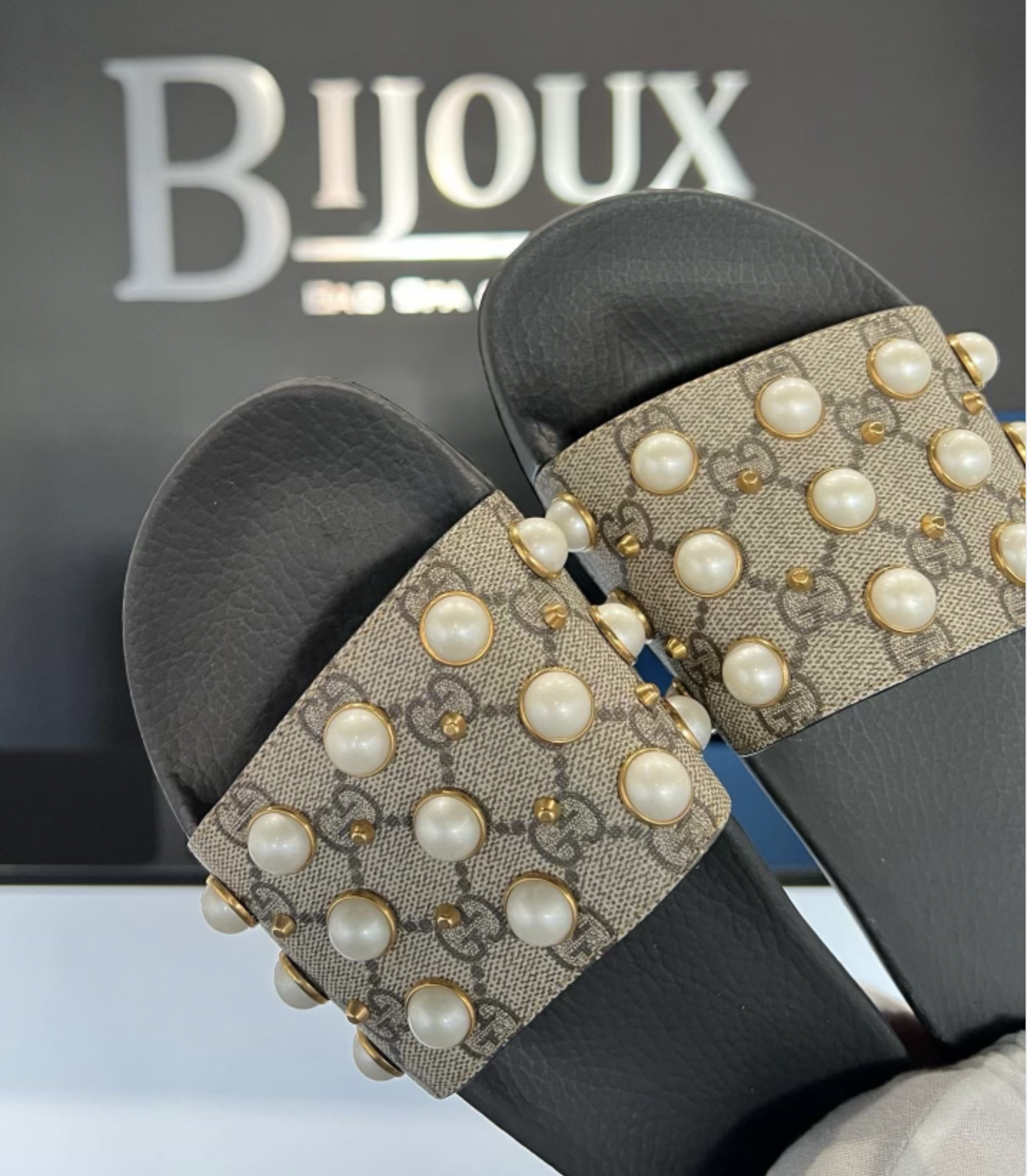 Gucci Pearl Monogram Slides- 38 - Bijoux Bag Spa & Consignment