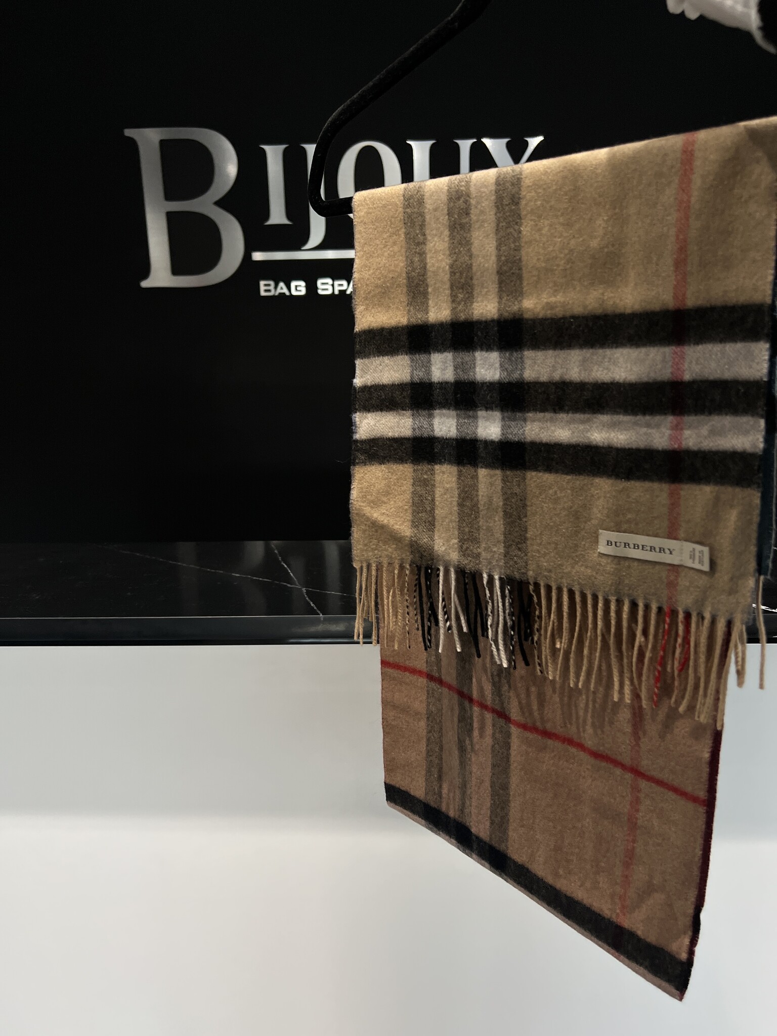 Burberry Reversible Wool Scarf - Bijoux Bag Spa & Consignment