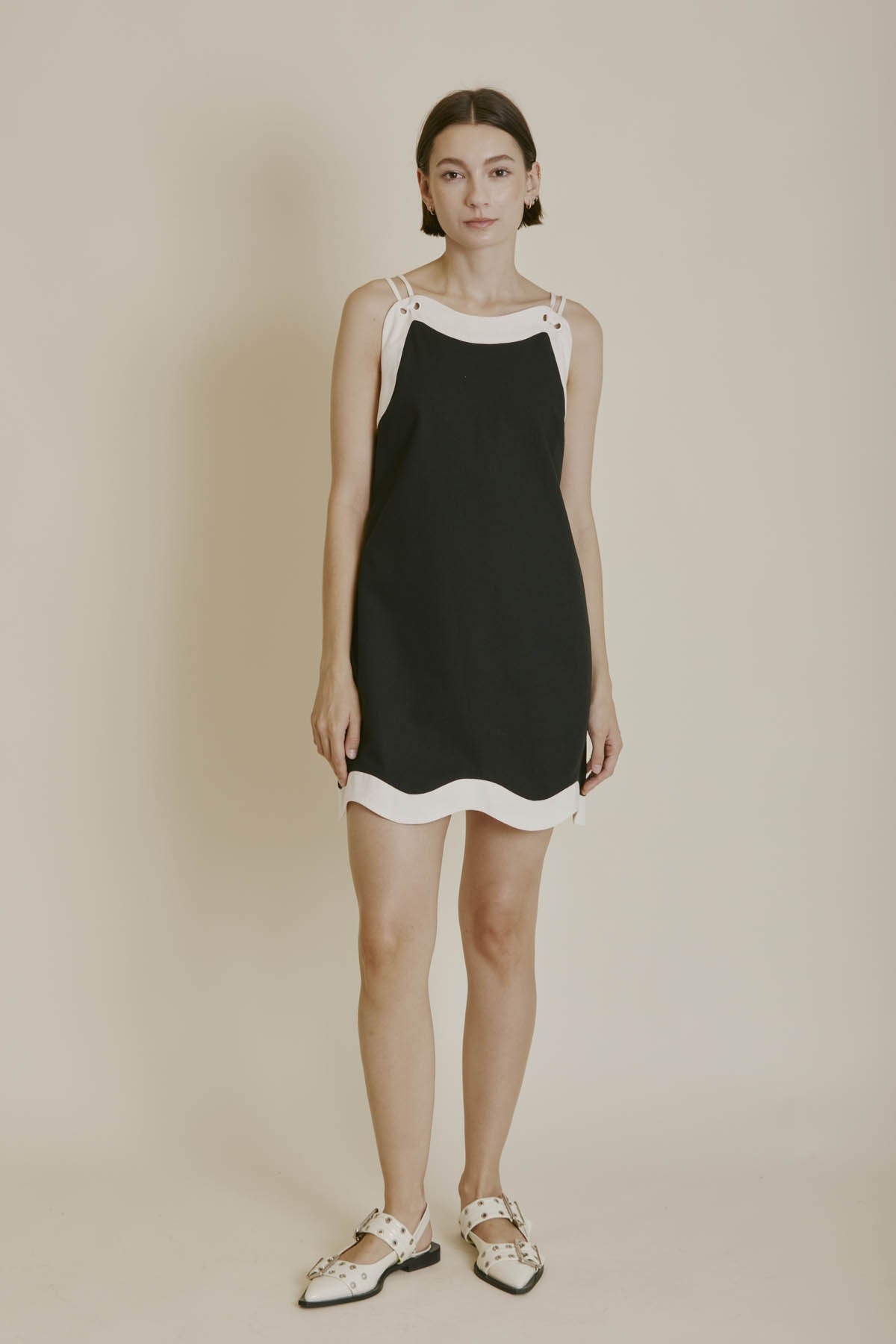 Linen Wave Hem Mini Blk Dress - Edit