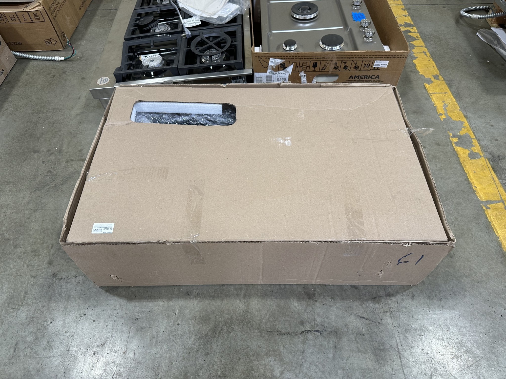 VIKING VIKING VECU53616BS 36 Inch Electric Cooktop with 6 Elements, Hot ...