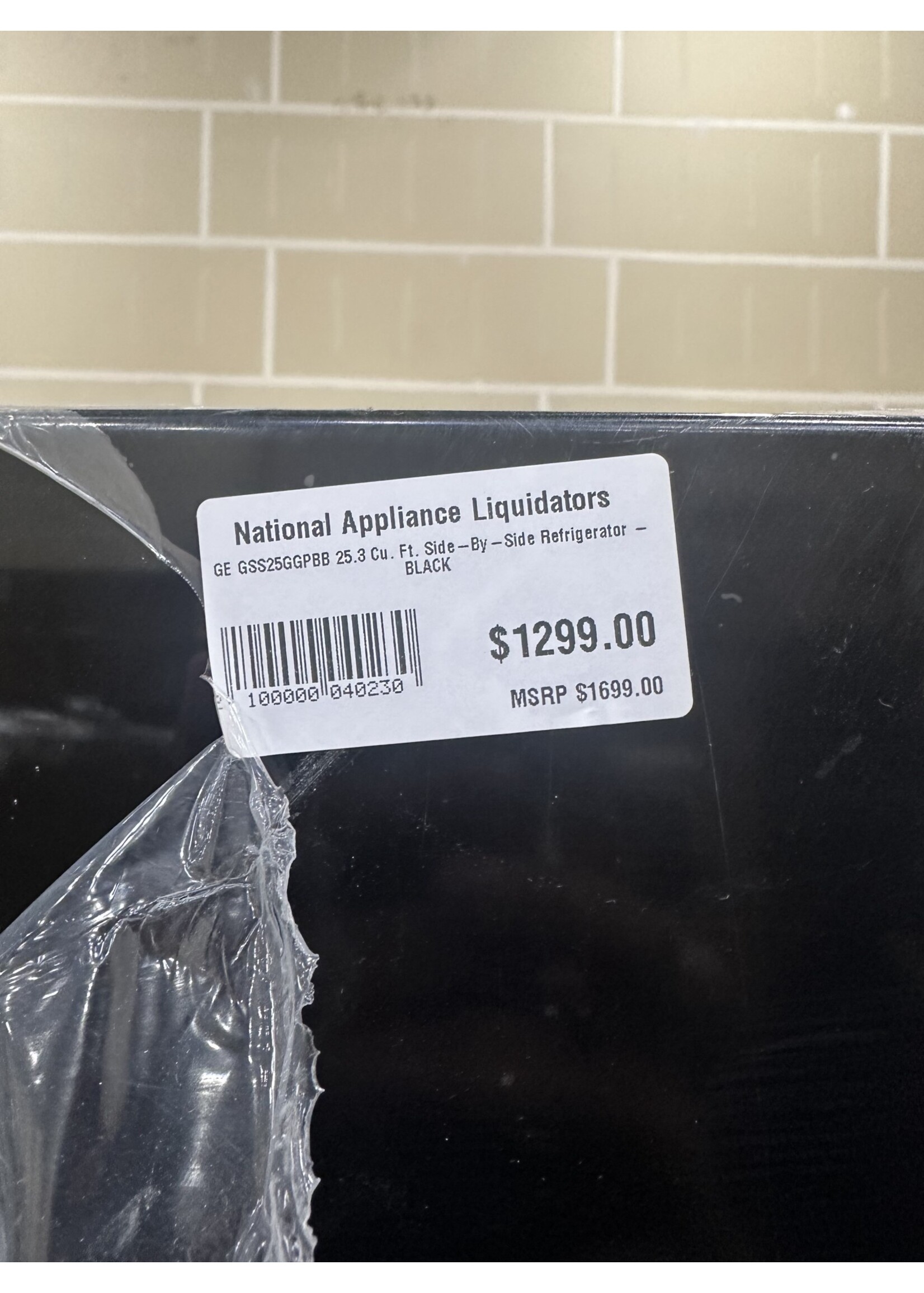 GE GE GSS25GGPBB 25.3 Cu. Ft. Side-By-Side Refrigerator - BLACK ...