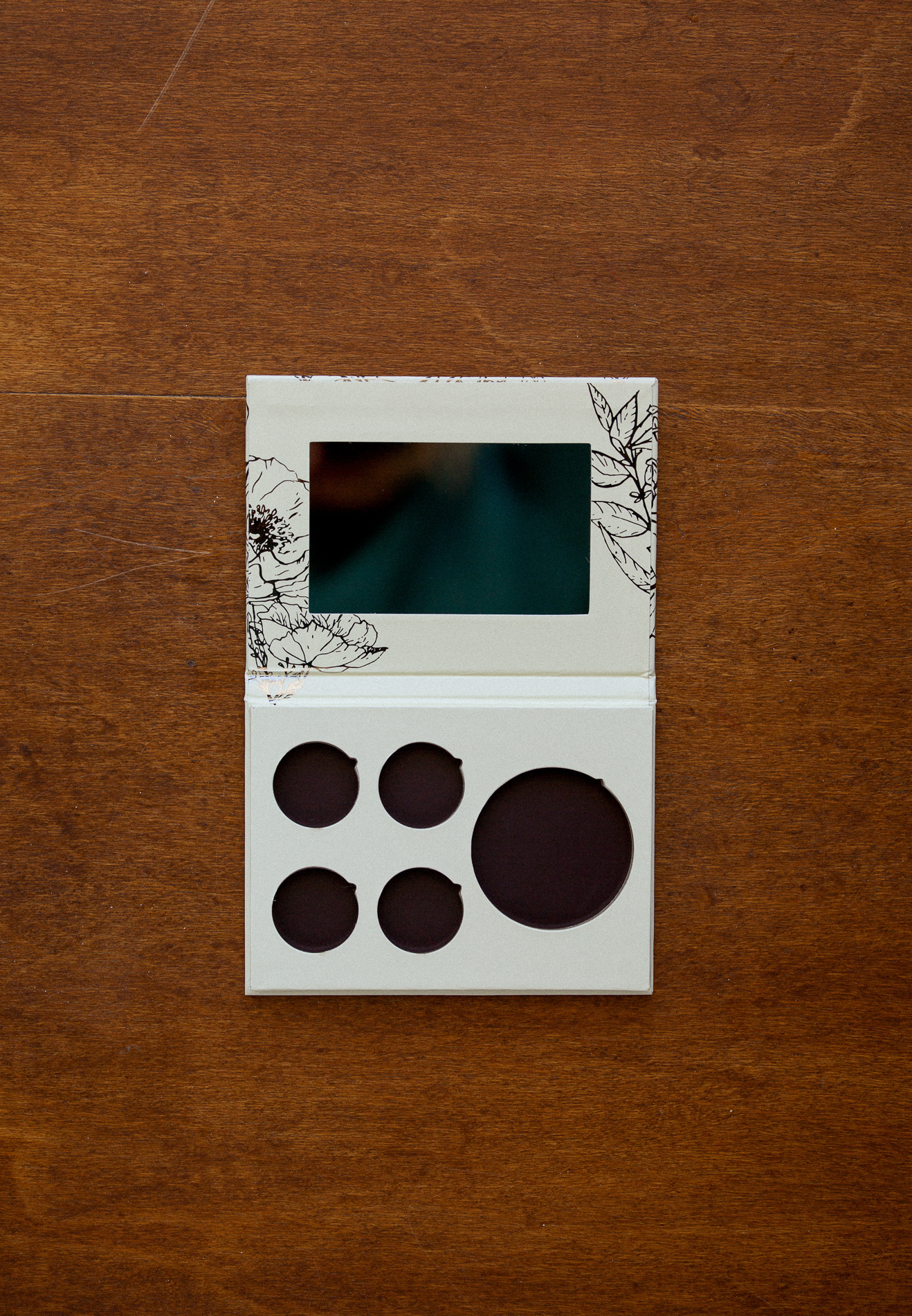 Decide Eyeshadow Palette (Empty) - Parlor No. 3