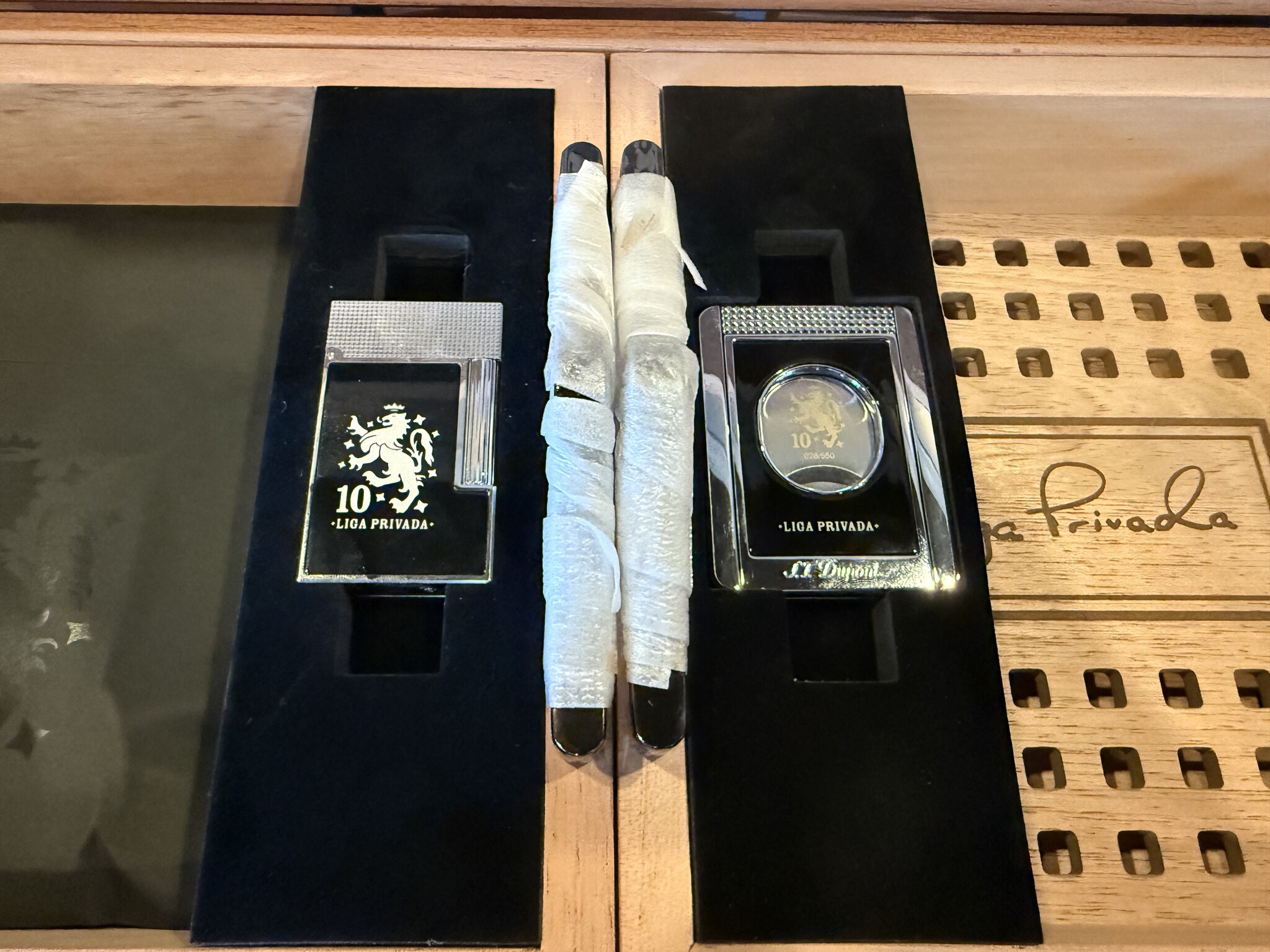 Liga Privada 10 S.T. Dupont Collection - Cigar Box PA