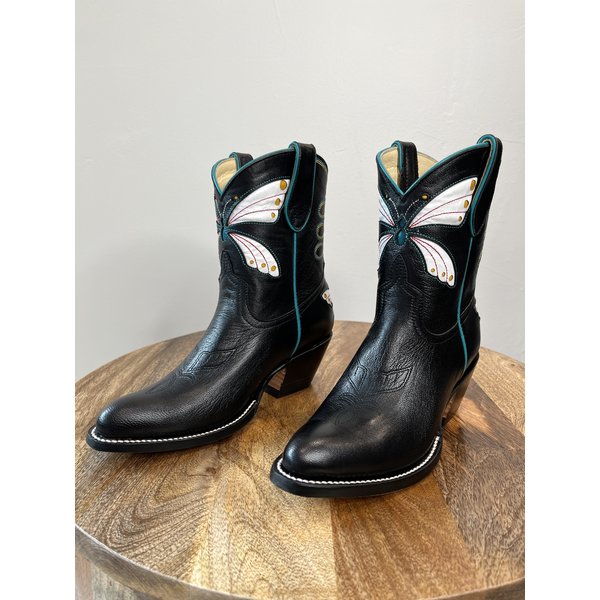 Fraulein Boot Company - Four One Nine