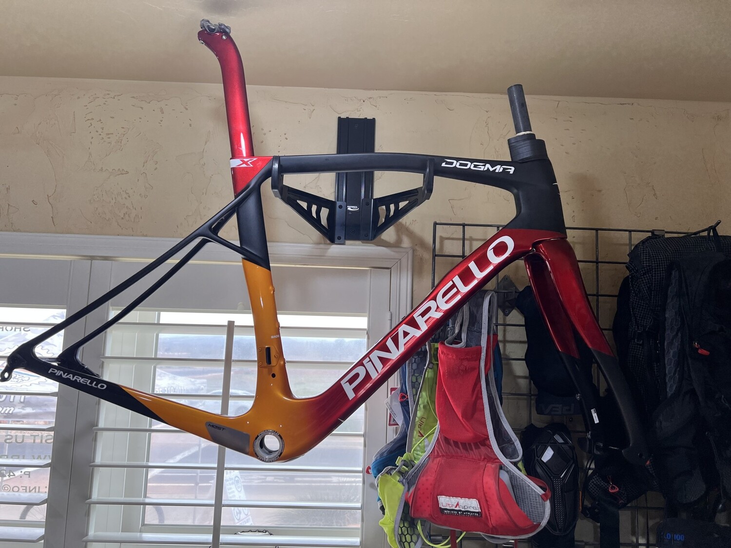 Pinarello Pinarello Dogma X Disc FrameKit - - IBB Cyclery