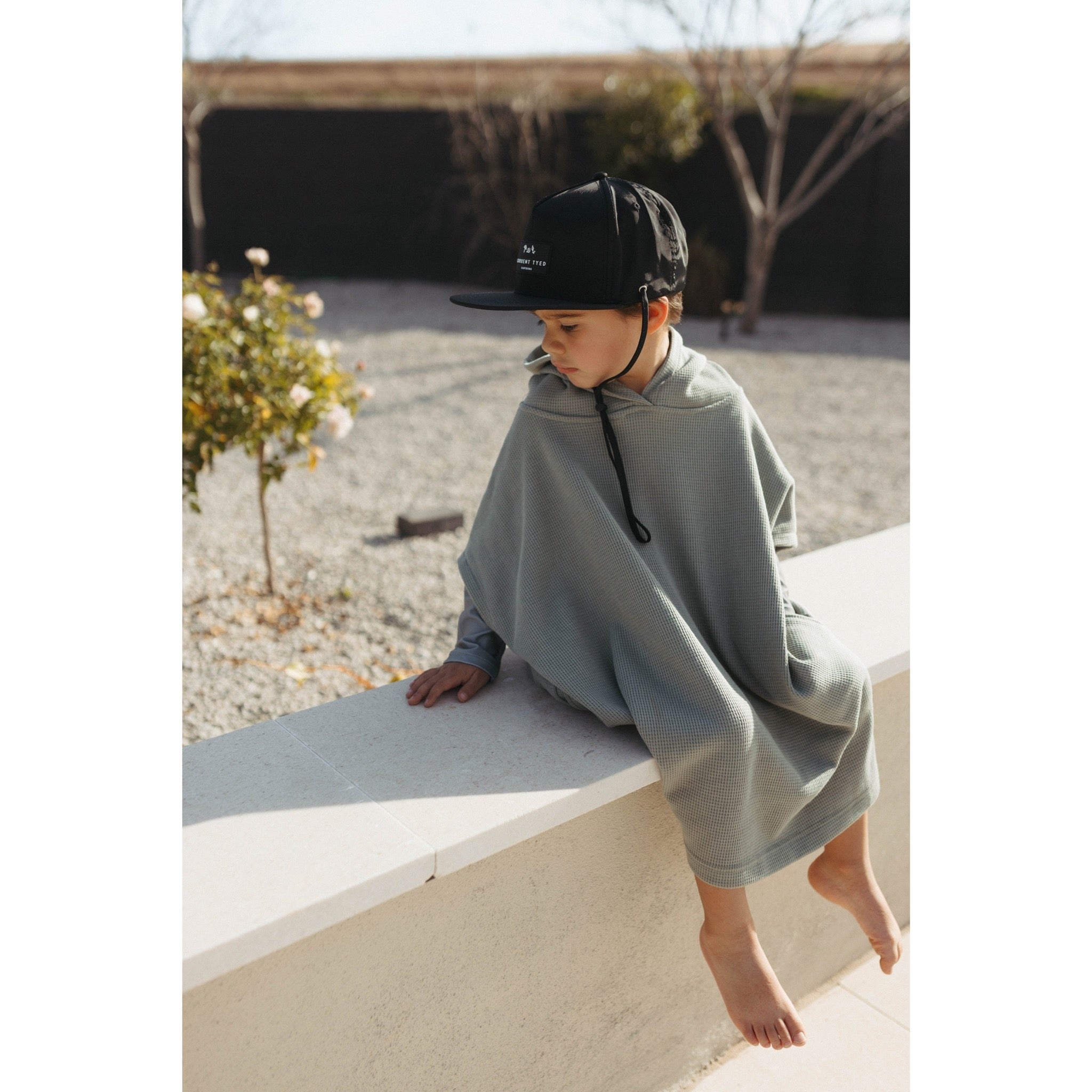 Puncho de plage gaufré - Sage green (1-3ans/3-6ans) - Hello & Co ...