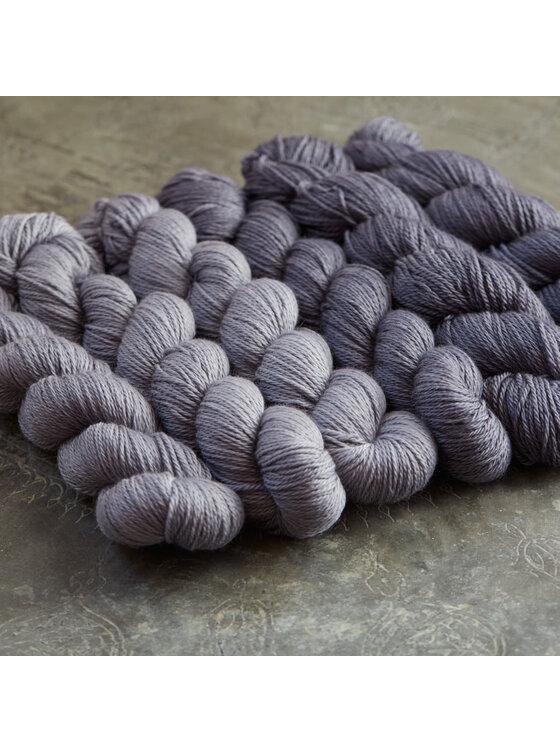 Urth Yarn - Sealed with a Kiss