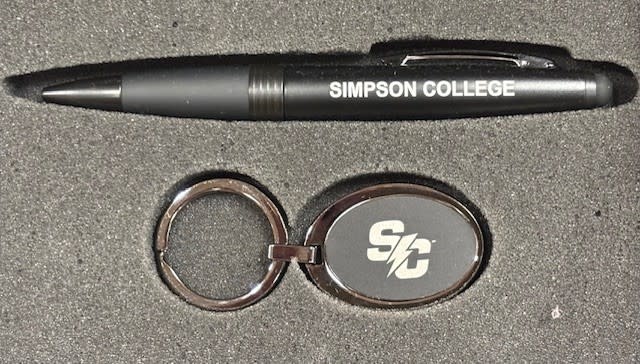LXG Black Pen and Oval Keychain Gift Set - Simpson College Spirit Shop