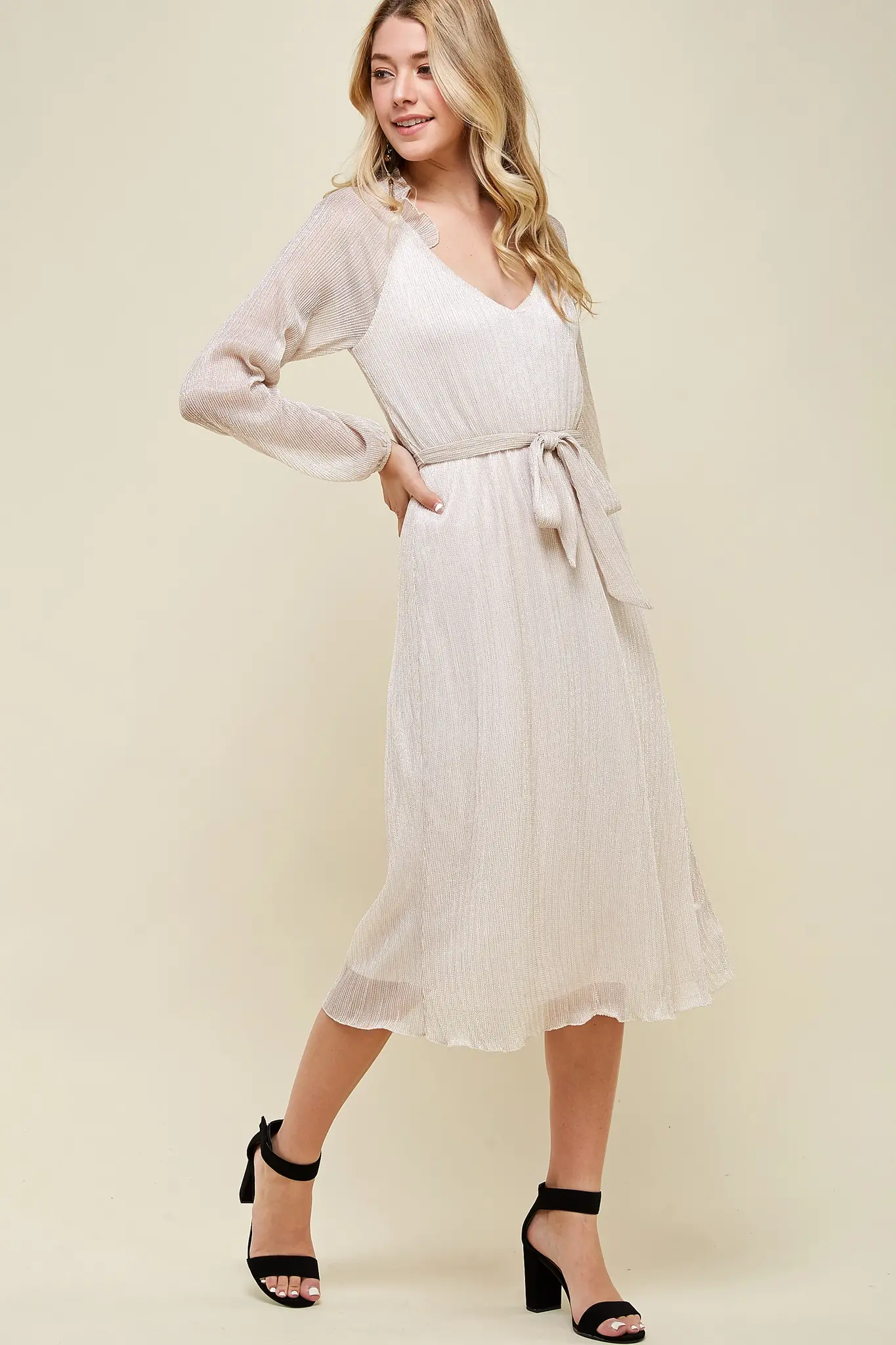 Raglad Long Sleeve Dress w/ Ruffled V Neckline - Sorelle Boutique