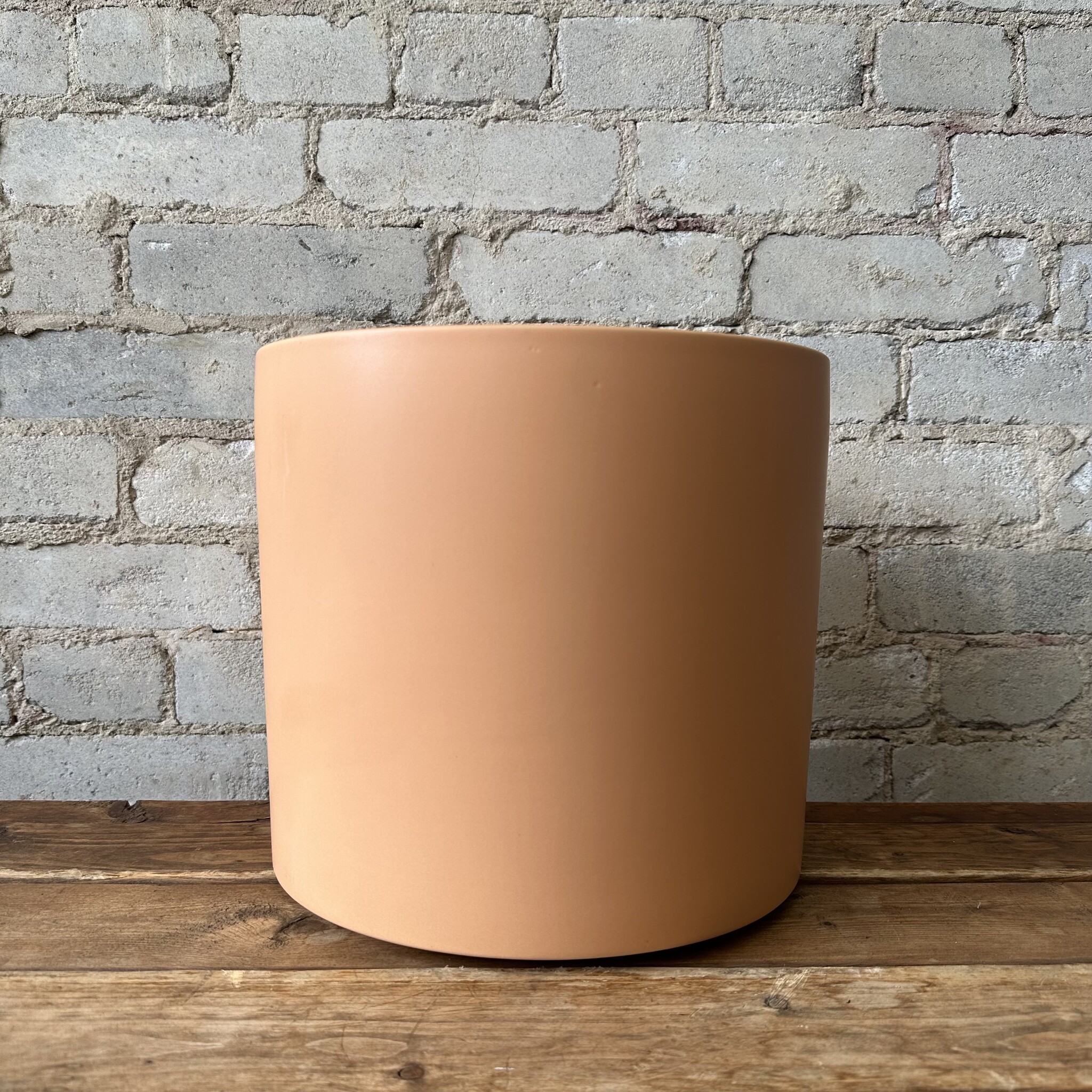 Atlas Pot (fits 10") Peach - Urban Gardener