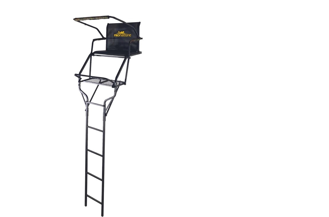 Pronature Simple Hunting Treestand with Ladder - Pronature Plessisville ...
