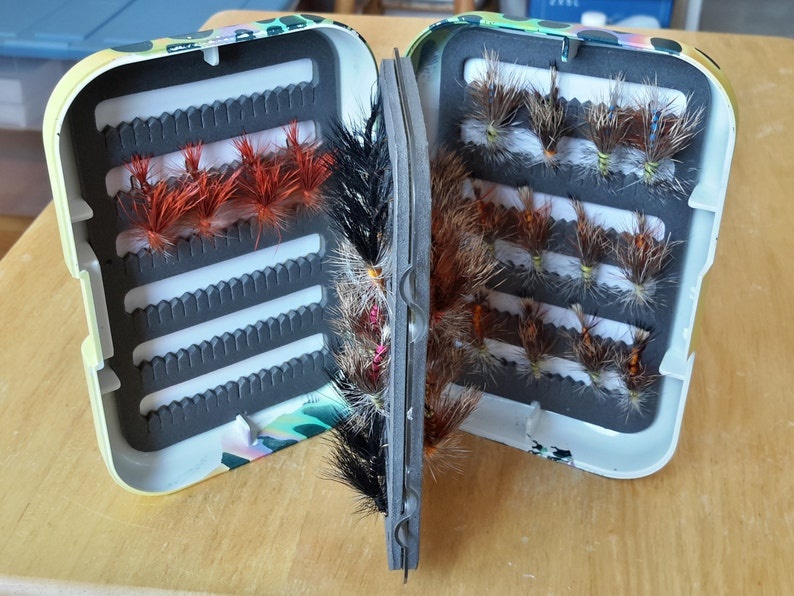 Fly Box With Fish Skin Design - Pronature Plessisville & Victoriaville ...