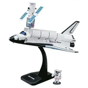 Space Models - Chuck's Trains & Hobby Depot