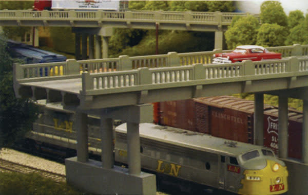 101 HO Vintage Highway Overpass Kit - 50' Scale 15.2m - Chuck's Trains ...