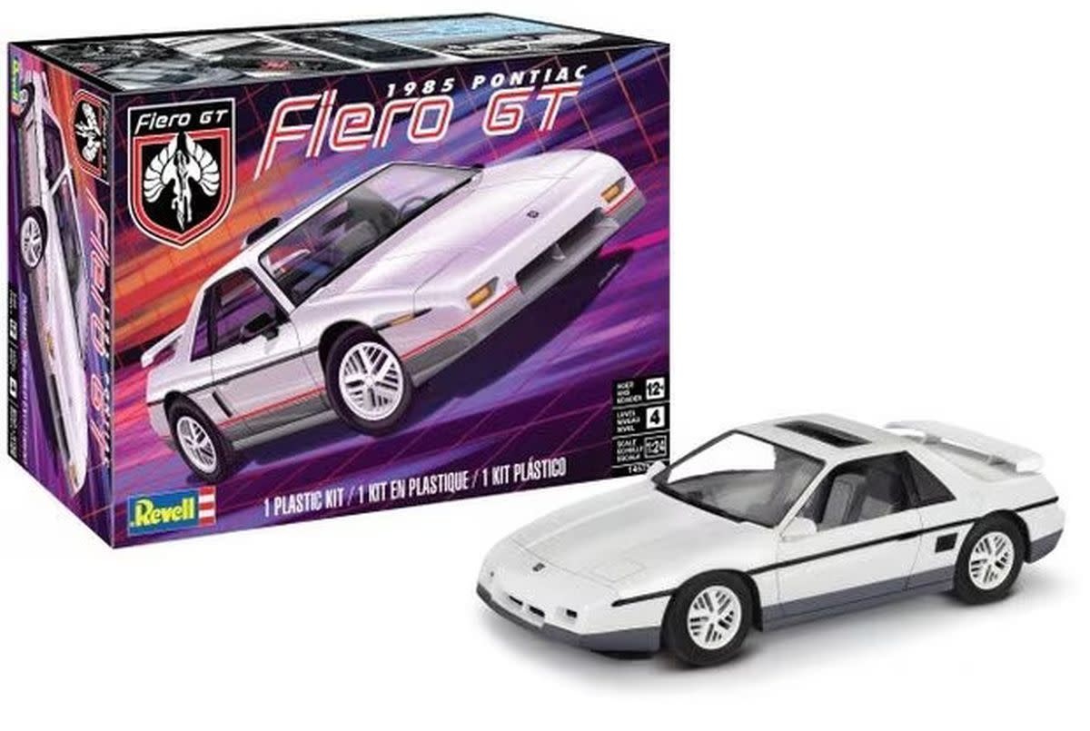 14573 1985 Pontiac Fiero GT Skill 4 - Chuck's Trains & Hobby Depot