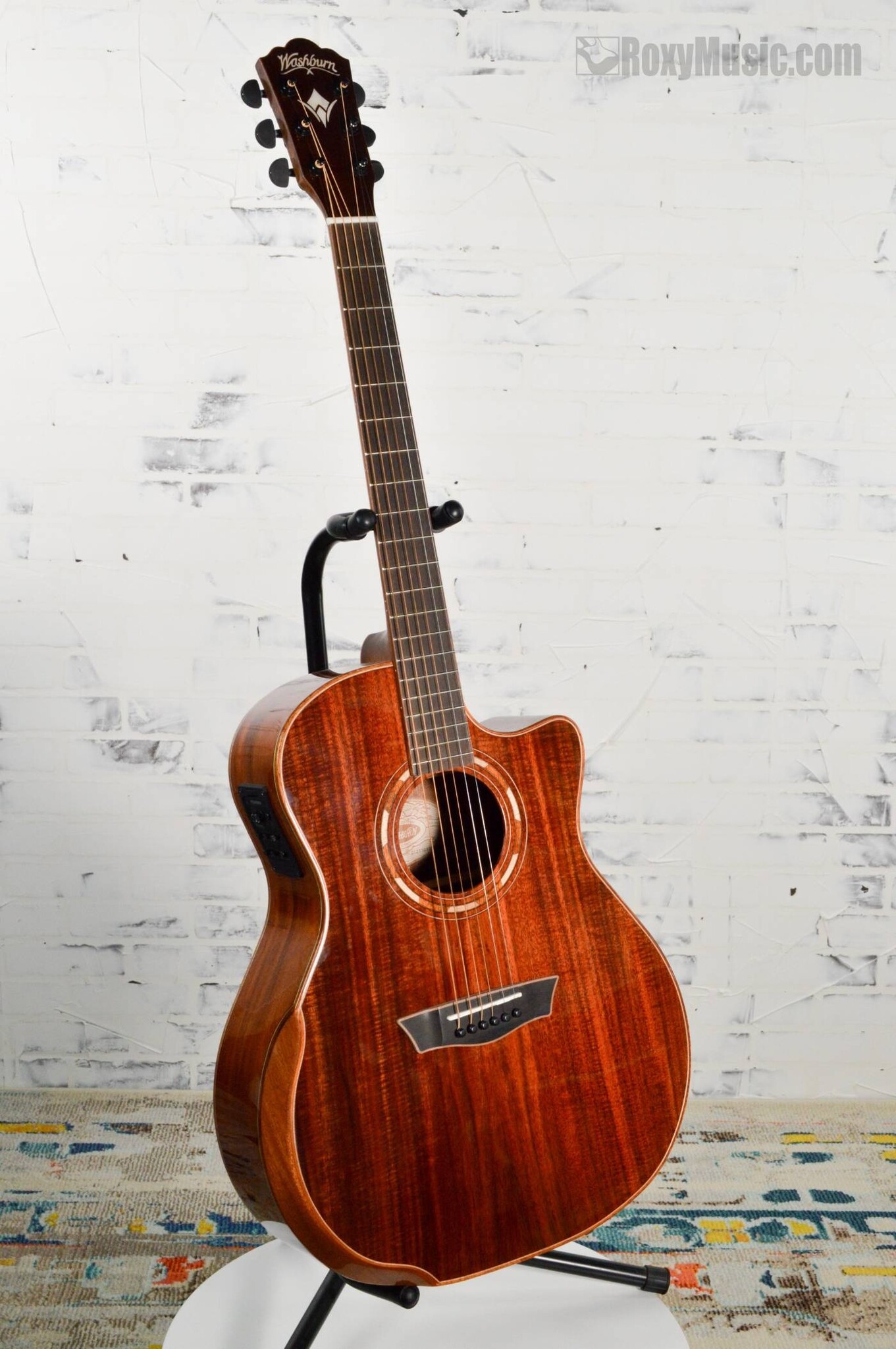 WCG55CE Comfort Series Acoustic-Electric Guitar - Roxy Music
