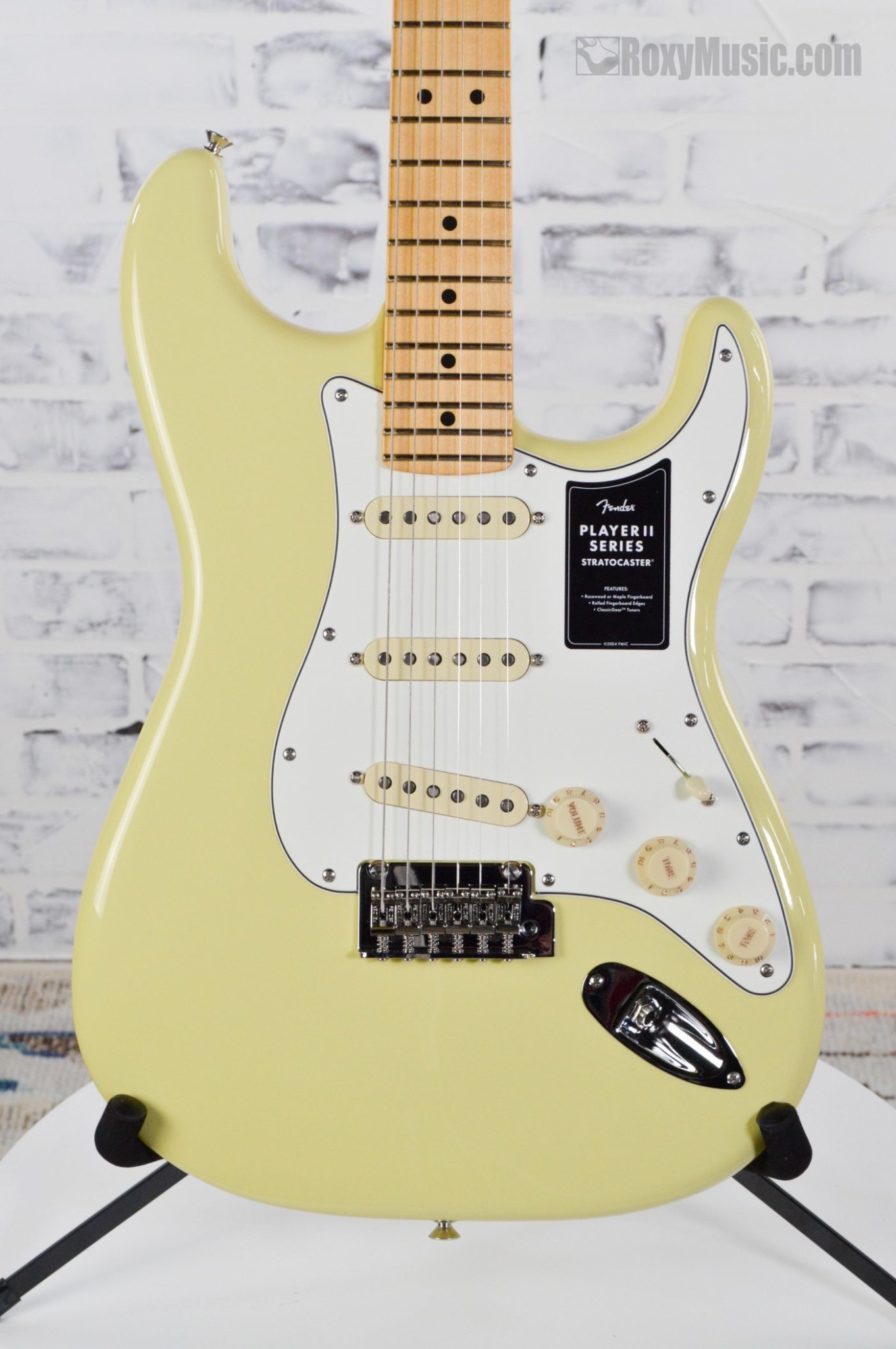 Fender Player II Stratocaster Electric Guitar - Hialeah Yellow with ...