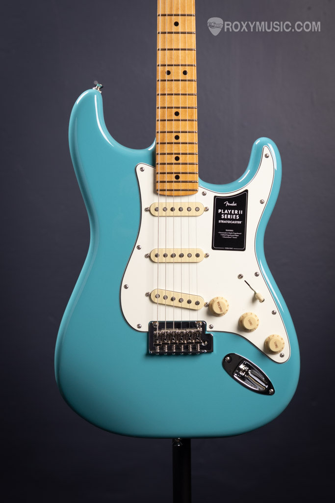 Fender Player II Stratocaster Electric Guitar - Aquatone Blue with ...