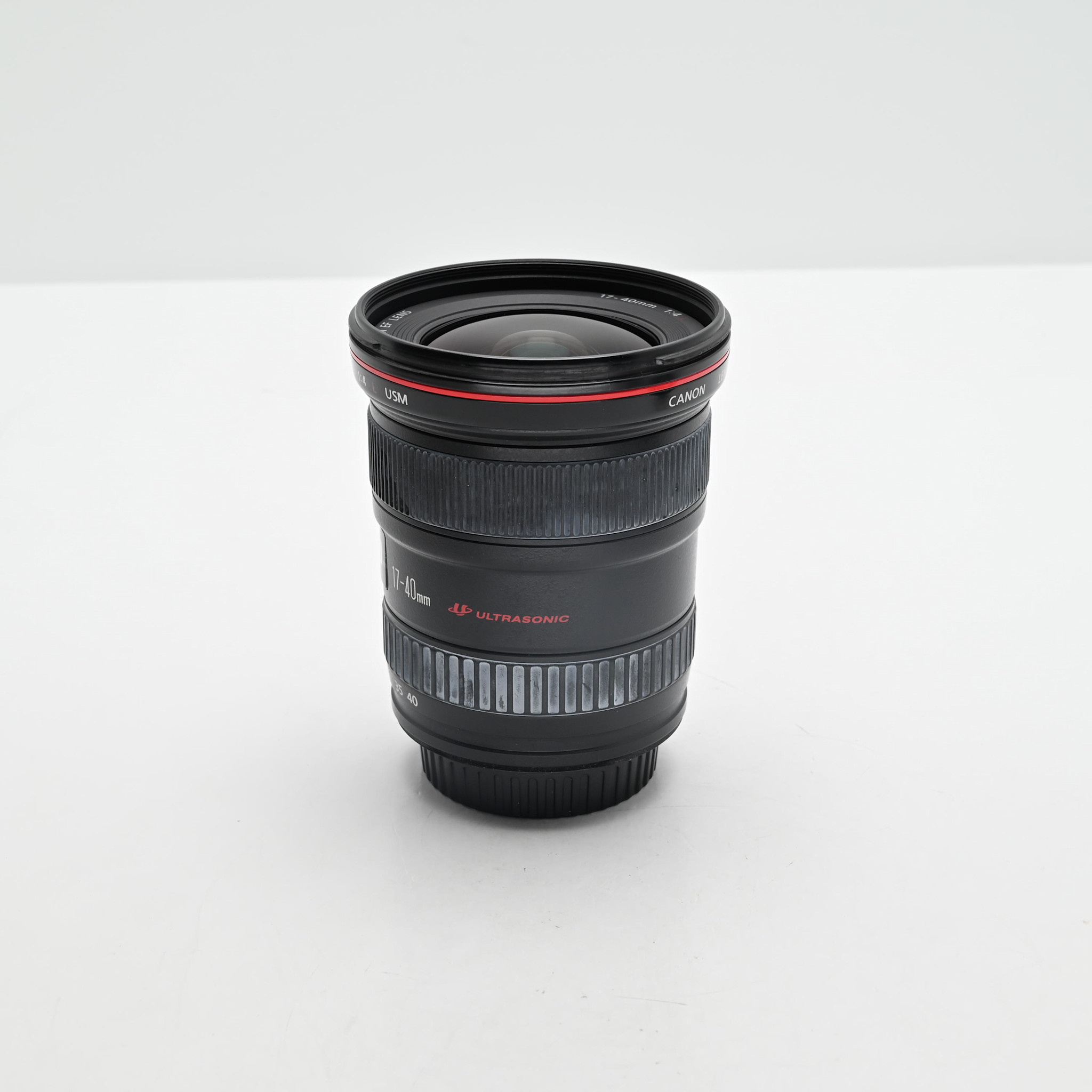 Used Canon 17-40mm F4 L USM Lens - Competitive Cameras Used Canon 17-40mm F4 L USM Lens - Competitive Cameras