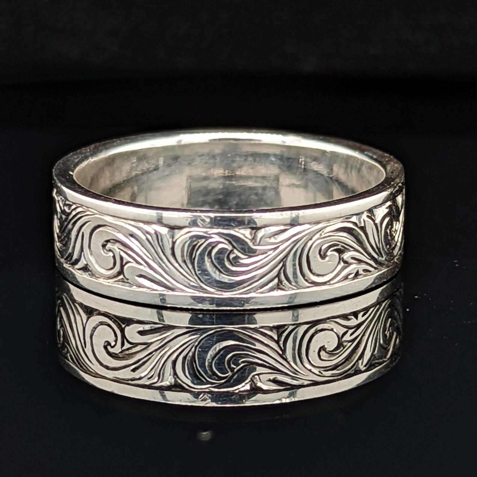 Flat Scroll Ring, 5mm 14k - Silver Bonsai Gallery
