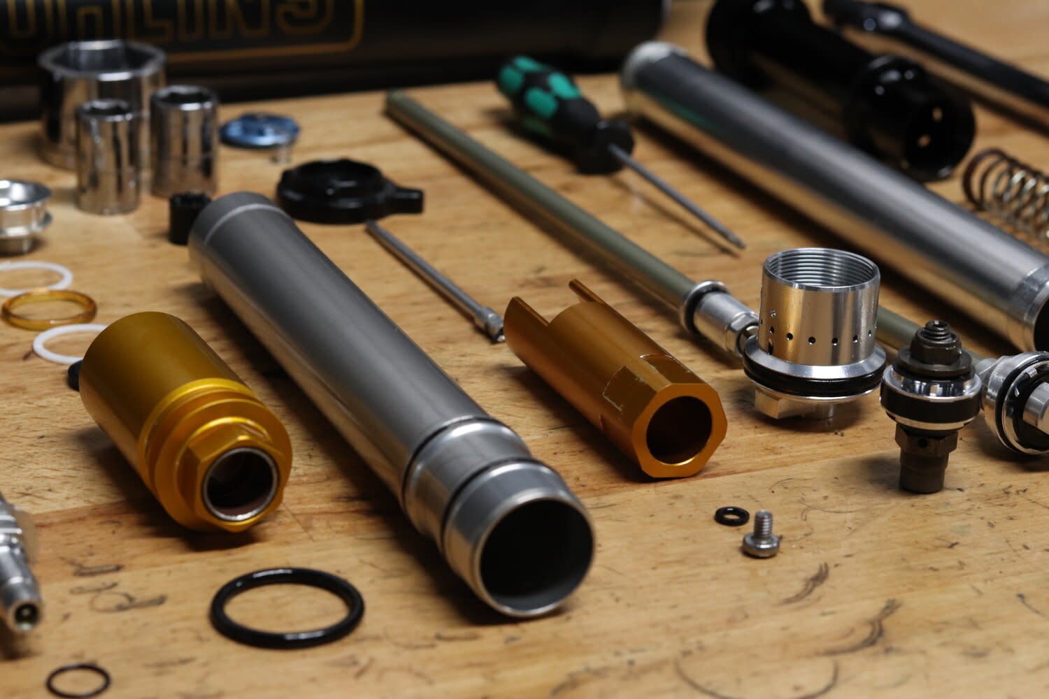 MTB Fork Full Factory Rebuild @ 2 Peaks Bikes LA - 2 Peaks Bikes